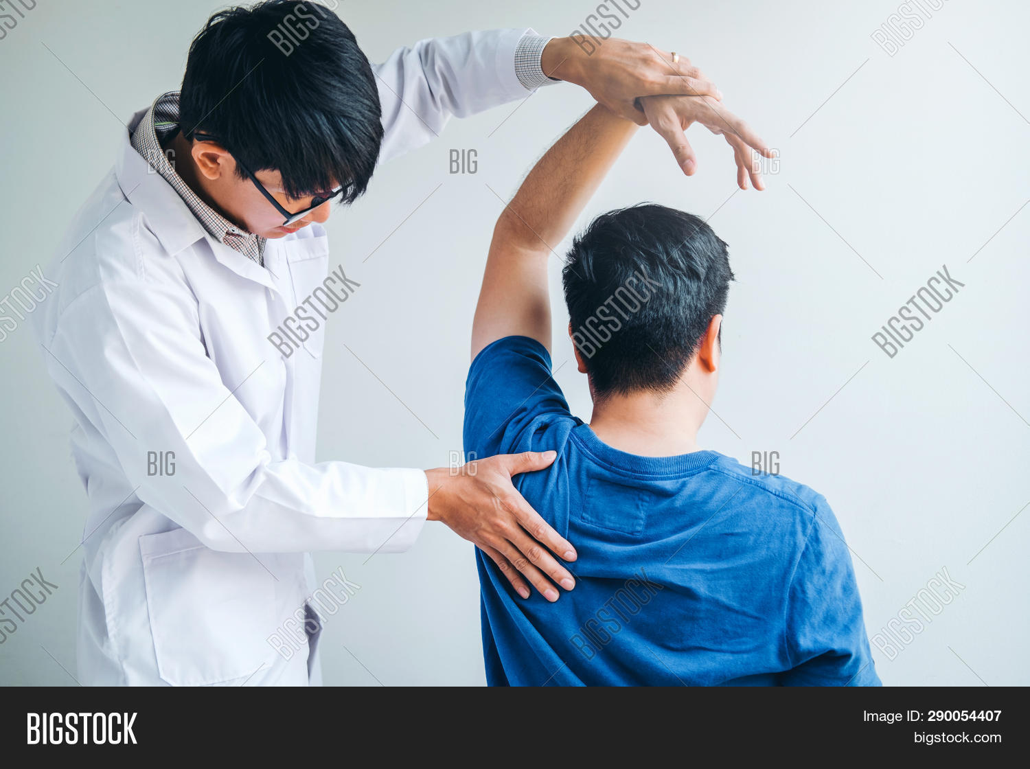 Physical Doctor Image & Photo (Free Trial) | Bigstock