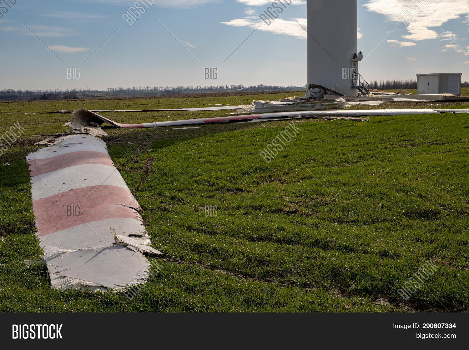 Broken Windmill Image & Photo (Free Trial) | Bigstock