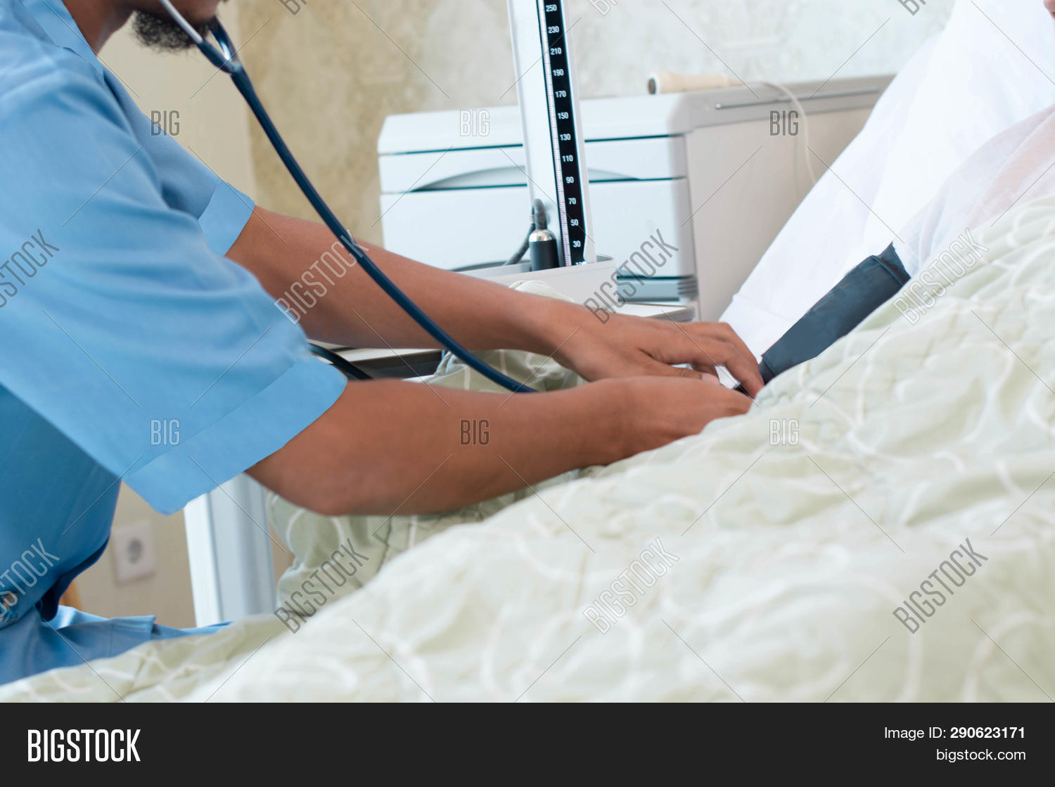 Nurse Patient Image & Photo (Free Trial) | Bigstock