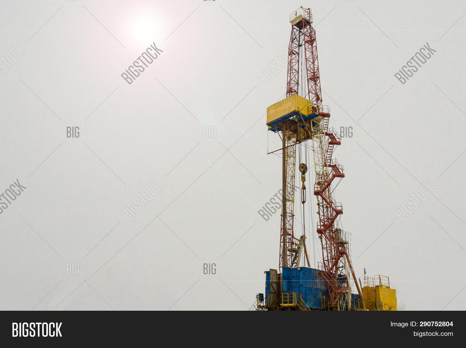 Oil Gas Drilling Rig Image & Photo (Free Trial) | Bigstock