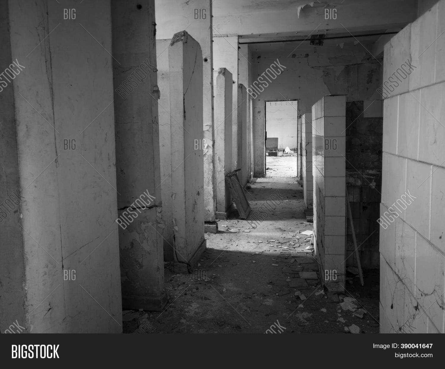 Old Abandoned Messy Image & Photo (Free Trial) | Bigstock