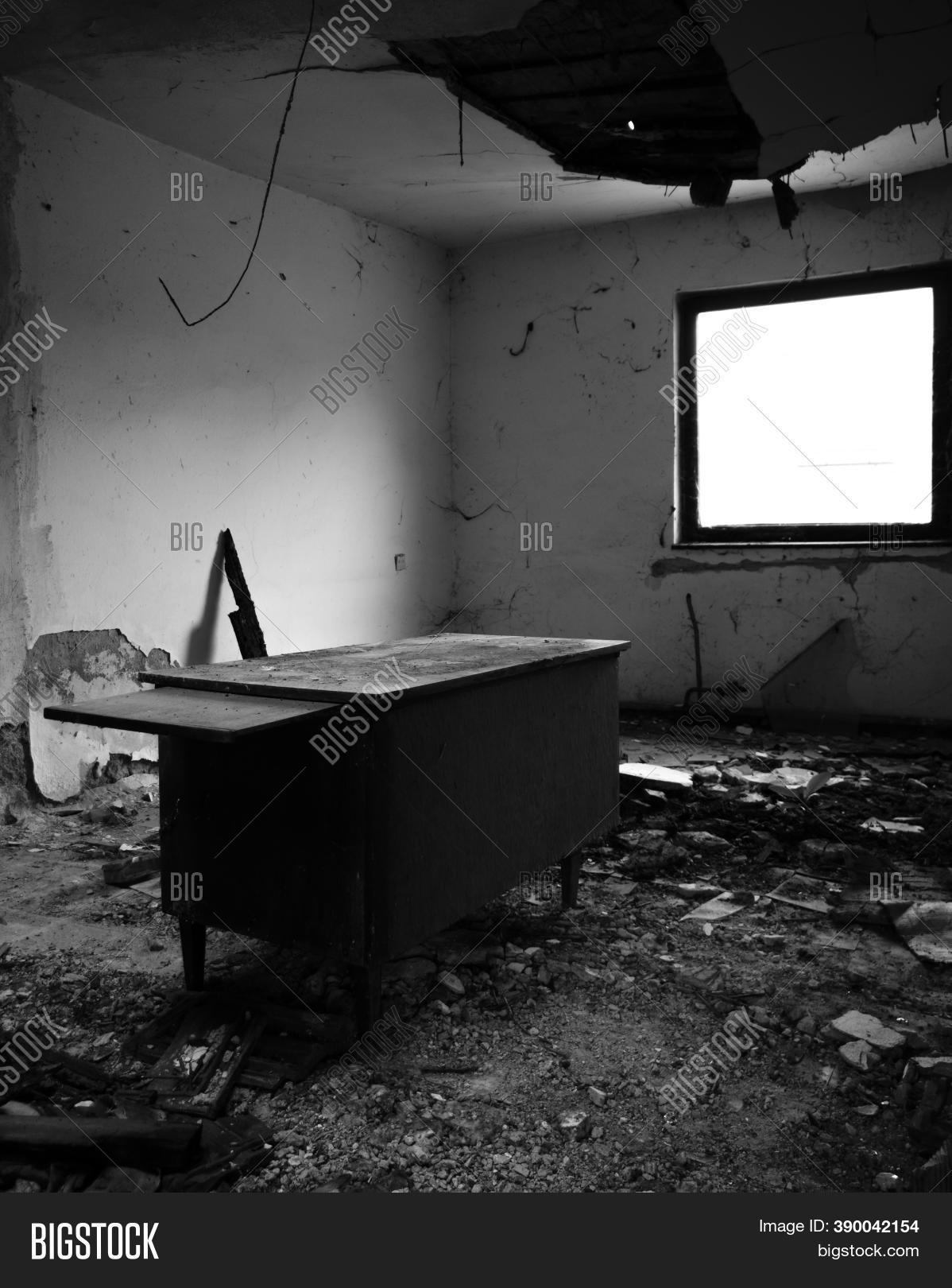 Messy Room Old Desk Image & Photo (Free Trial) | Bigstock