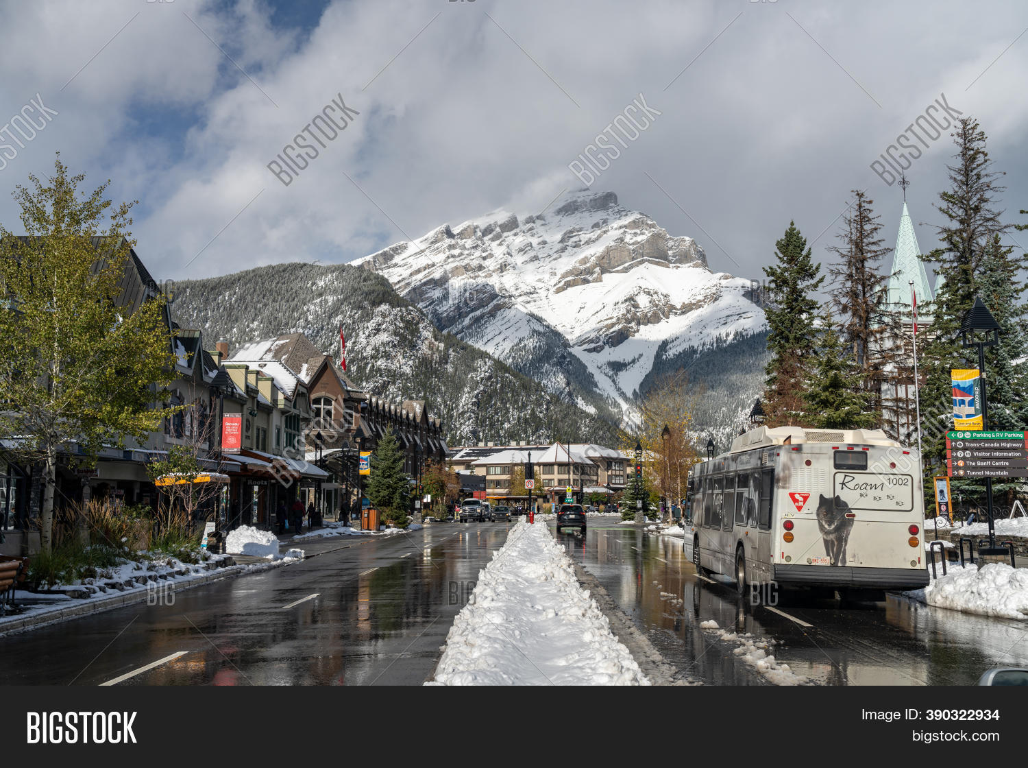 Banff, Alberta, Canada Image & Photo (Free Trial) | Bigstock