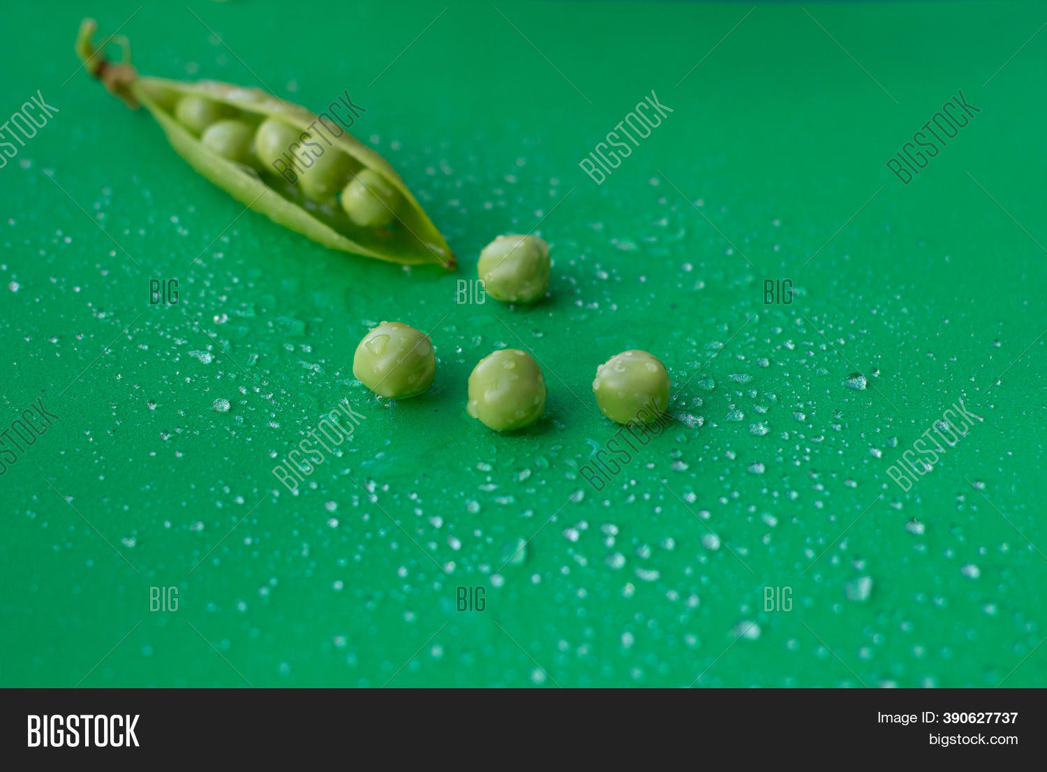Pod Pea Cracked Pea Image & Photo (Free Trial) | Bigstock