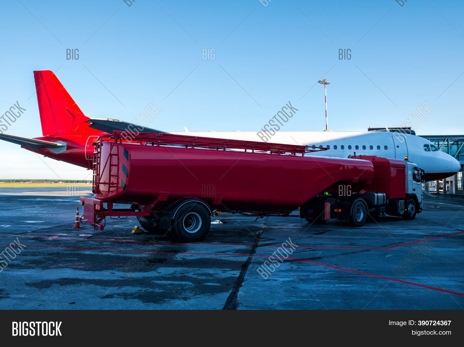 Red Tanker Refueling Image & Photo (Free Trial) | Bigstock