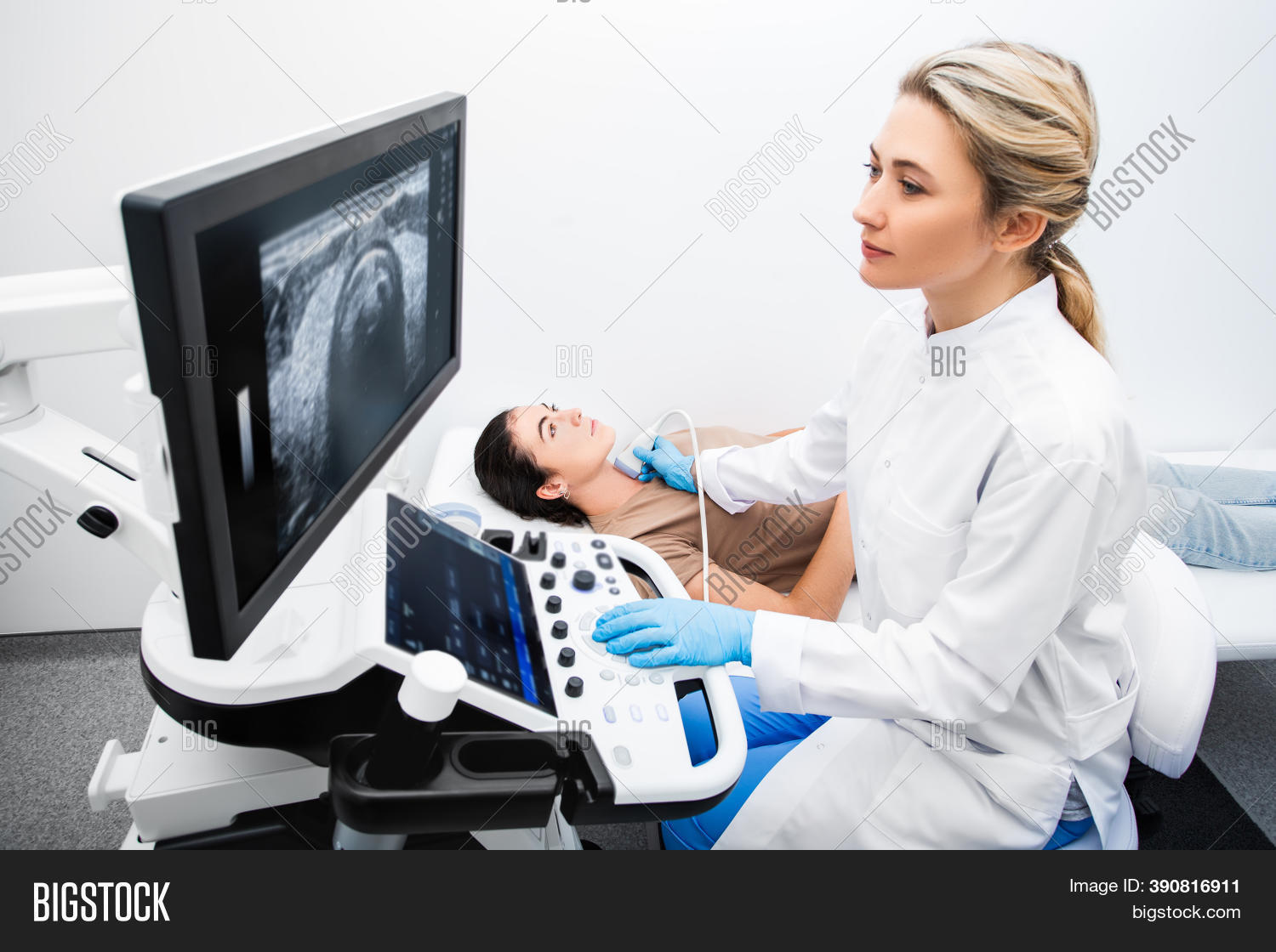 Woman Endocrinologist Image & Photo (Free Trial) | Bigstock