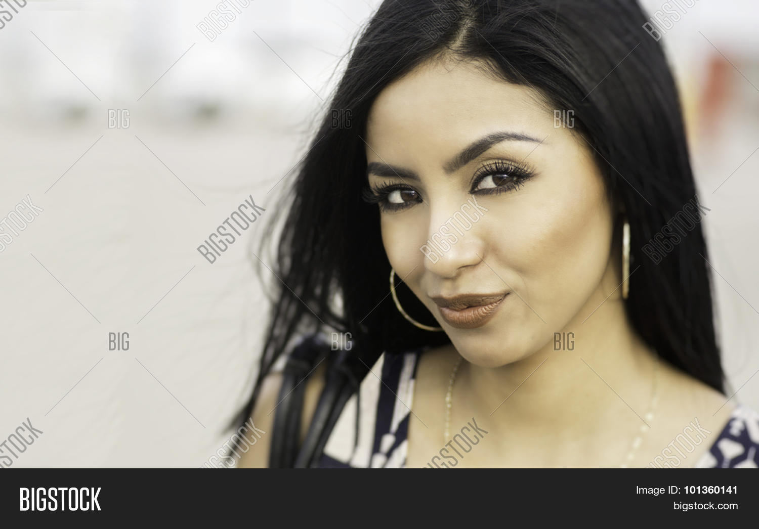 Beautiful Elegant Your Image & Photo (Free Trial) | Bigstock