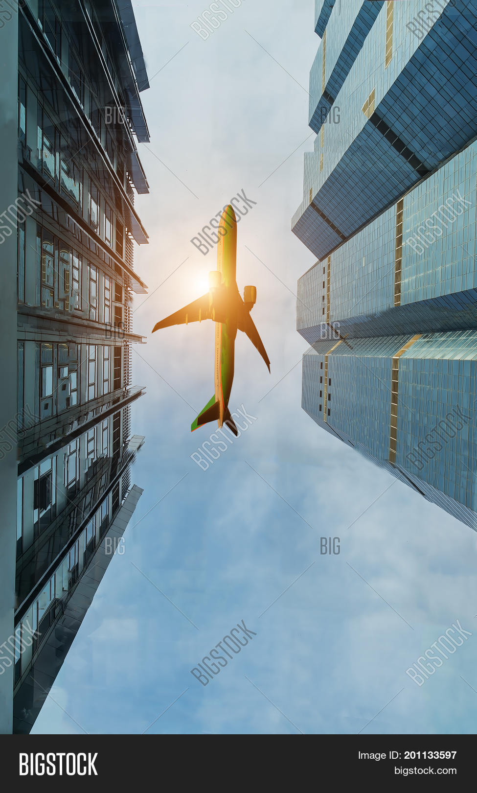 Airplane Flying Over Image & Photo (Free Trial) | Bigstock