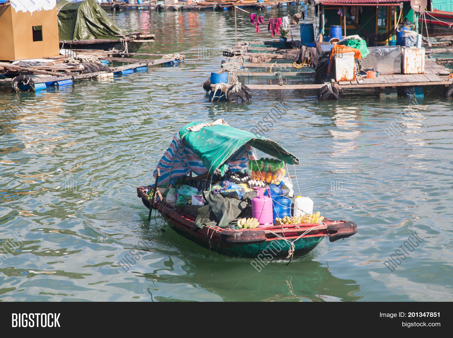 Traditional Vietnamese Image & Photo (Free Trial) | Bigstock