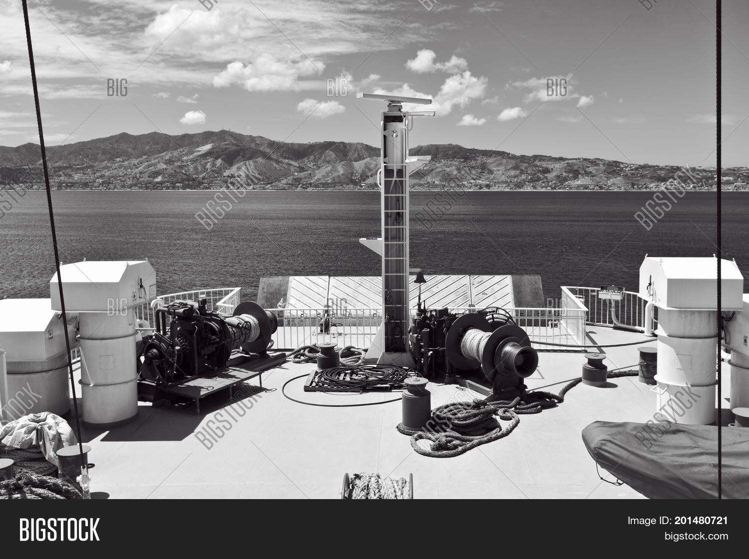 Bow Ferry Crossing Image & Photo (Free Trial) | Bigstock