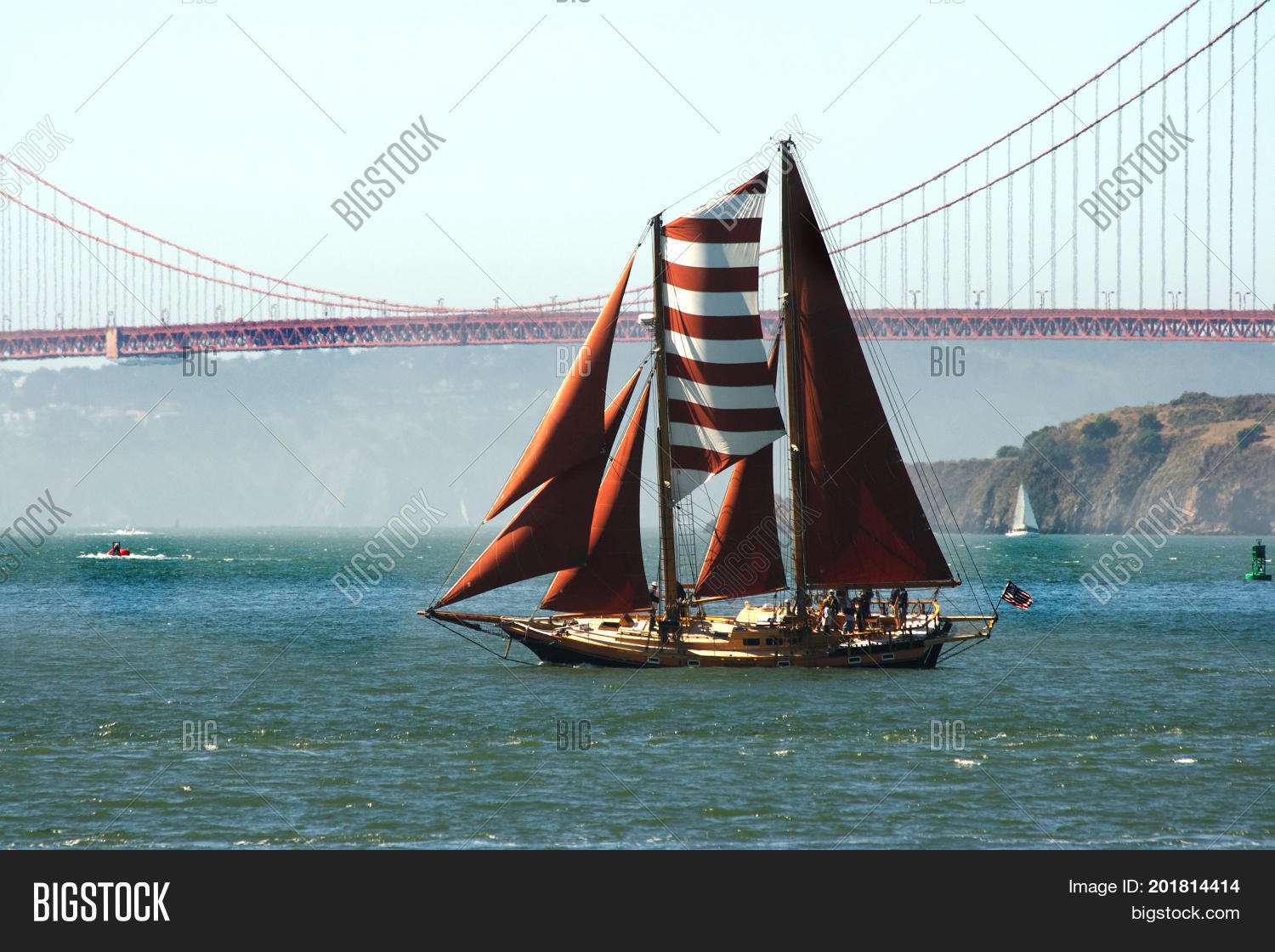 Large Schooner Sails Image & Photo (Free Trial) | Bigstock