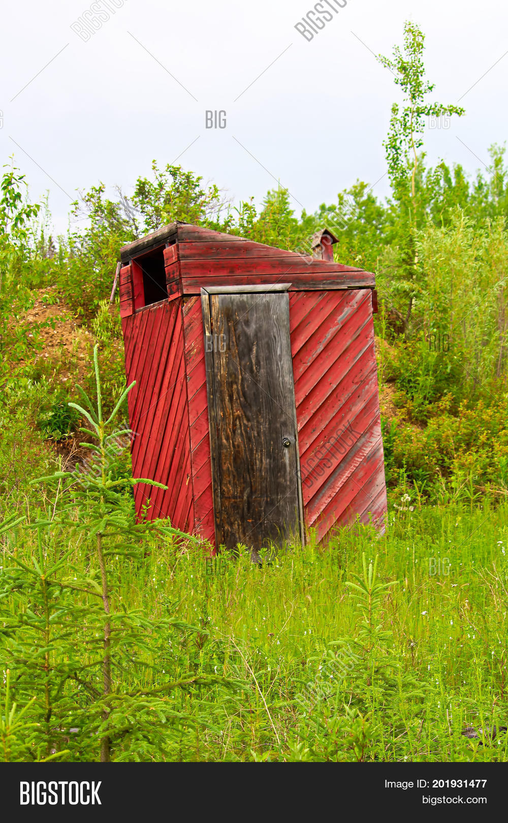 Red Outhouse Along Image & Photo (Free Trial) | Bigstock