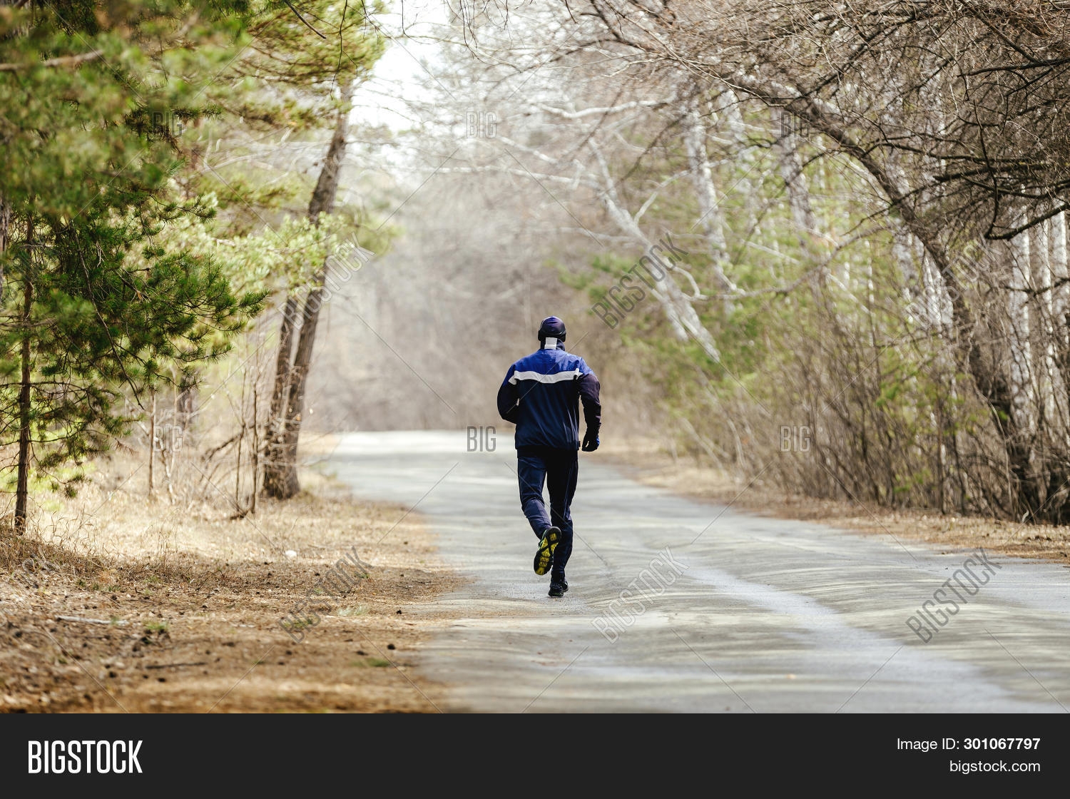 Back Man Tracksuit Image & Photo (Free Trial) | Bigstock