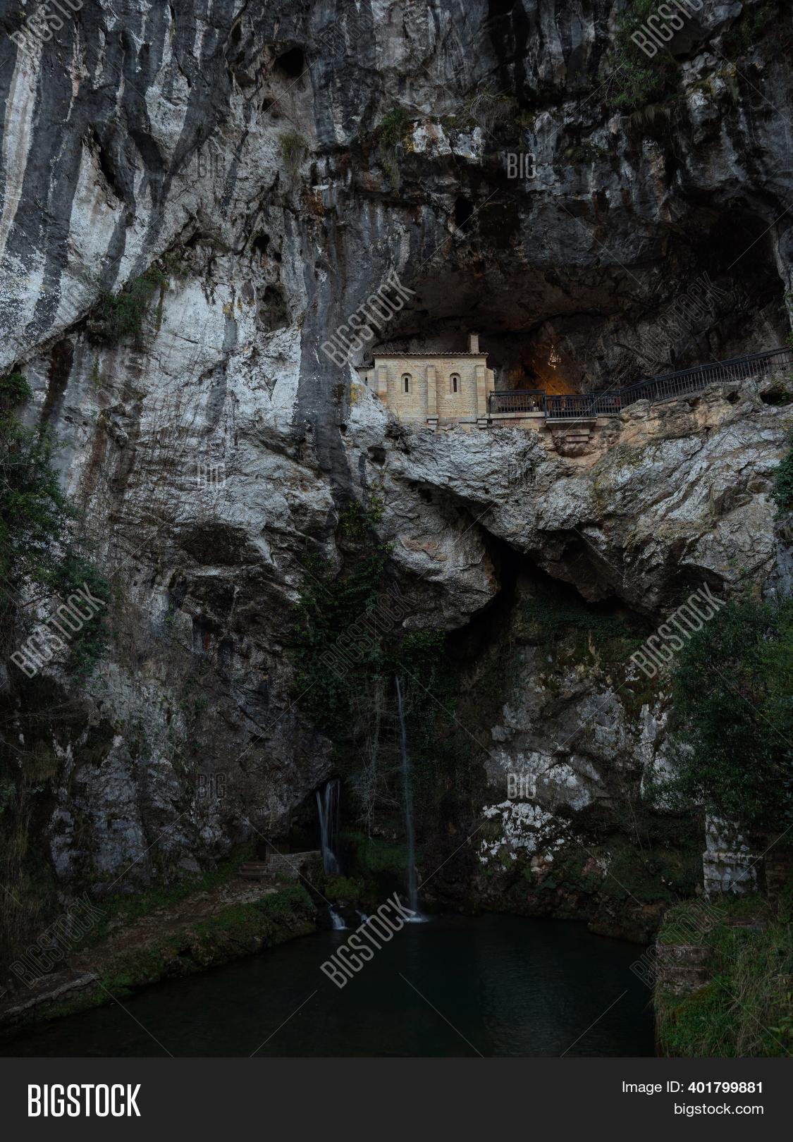 Religious Catholic Image & Photo (Free Trial) | Bigstock