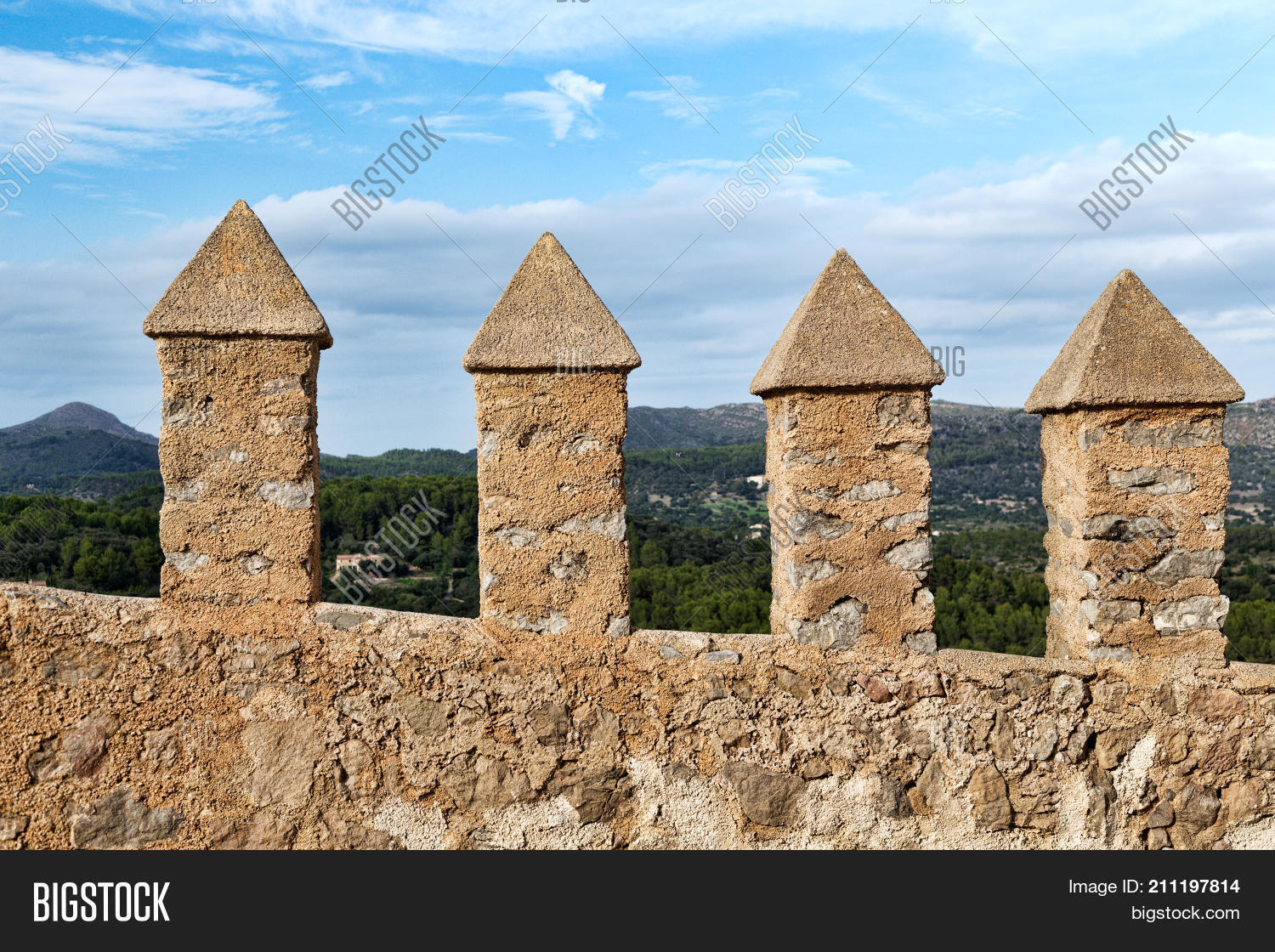 Wall Ancient Fortress Image & Photo (Free Trial) | Bigstock