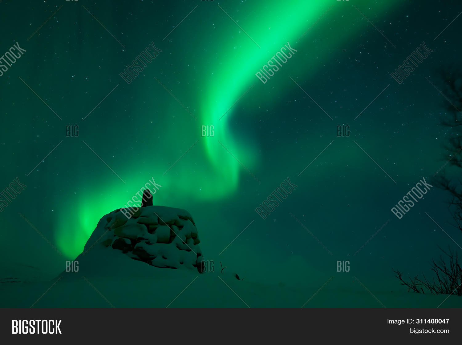 Awesome Display Aurora Image & Photo (Free Trial) | Bigstock