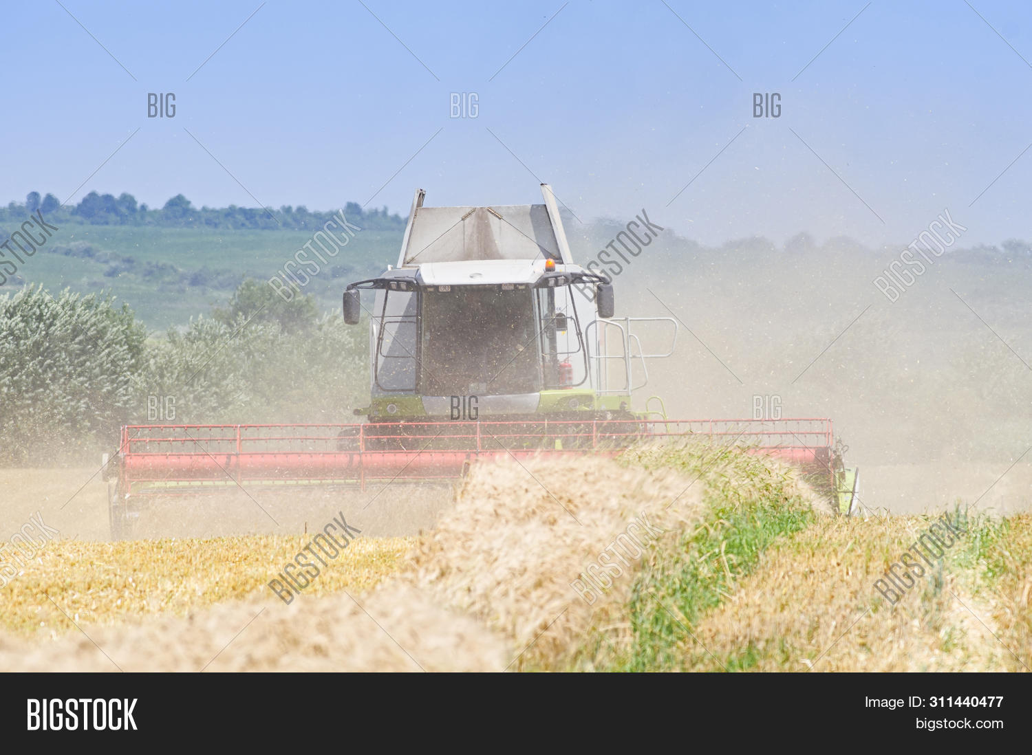 Harvester Machine Image & Photo (Free Trial) | Bigstock