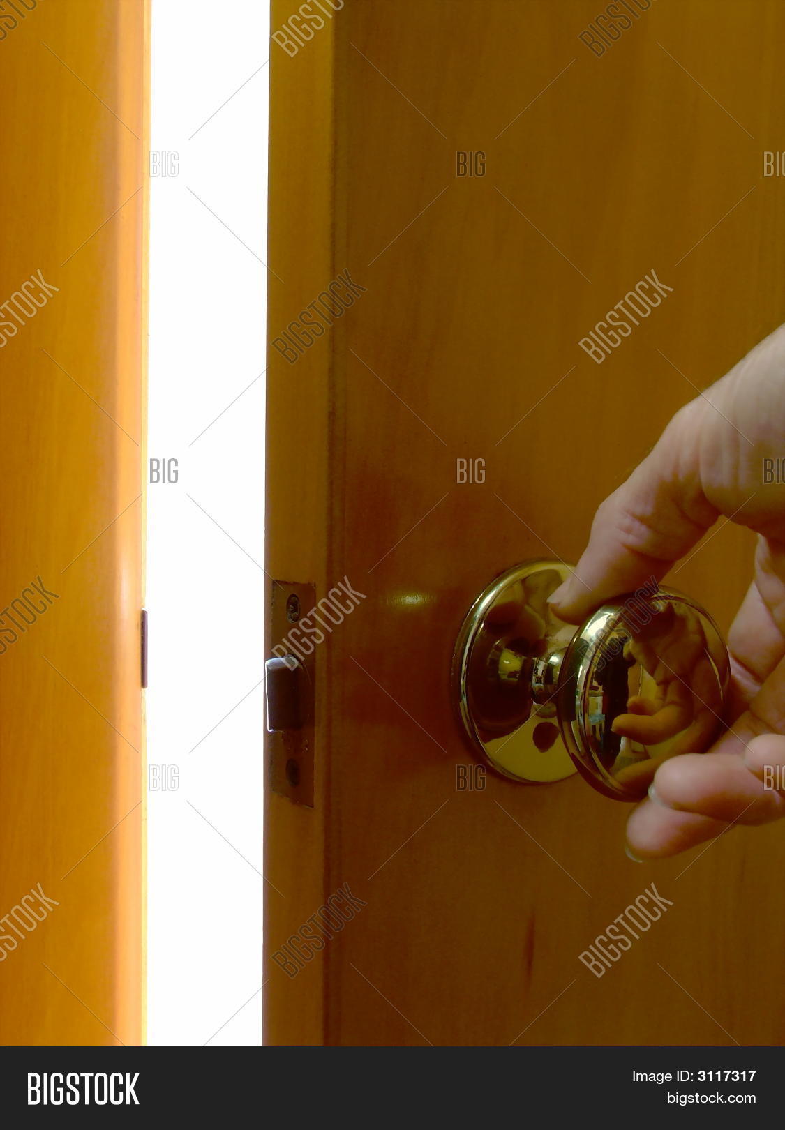 Opening Door Light Image & Photo (Free Trial) | Bigstock
