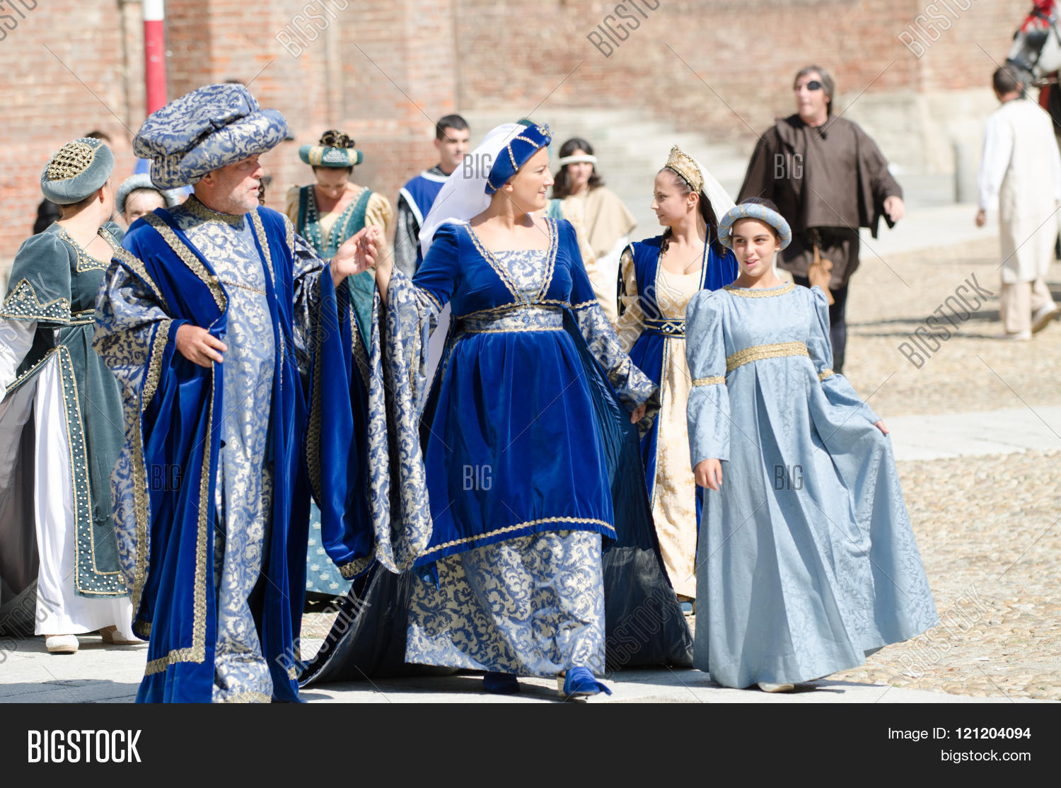 Family Nobles Middle Image & Photo (Free Trial) | Bigstock