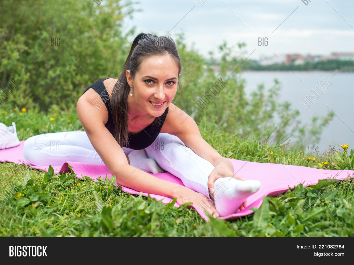 Athletic Woman Image And Photo Free Trial Bigstock