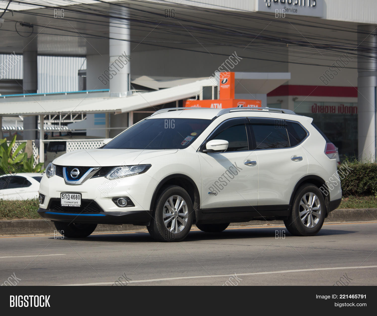Private Suv Car, Image & Photo (Free Trial) | Bigstock