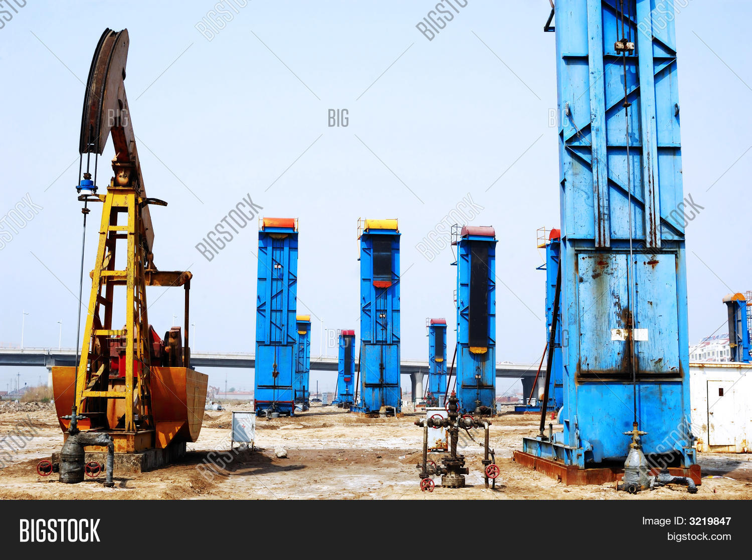 Cluster Oil Well Image & Photo (Free Trial) | Bigstock