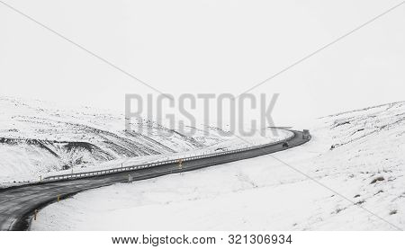 Uphill Curve Road Side Image & Photo (Free Trial) | Bigstock