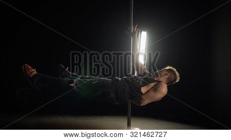 Guy Shows Exercise On Image & Photo (Free Trial) | Bigstock