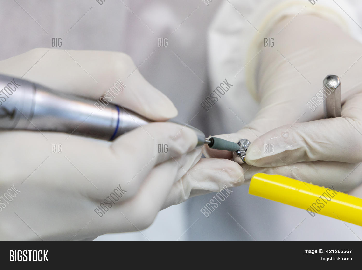 Dentist Grind Polish Image & Photo (Free Trial) | Bigstock
