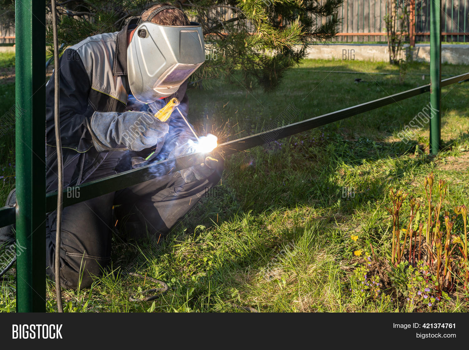 Young Man Welder Image & Photo (Free Trial) | Bigstock
