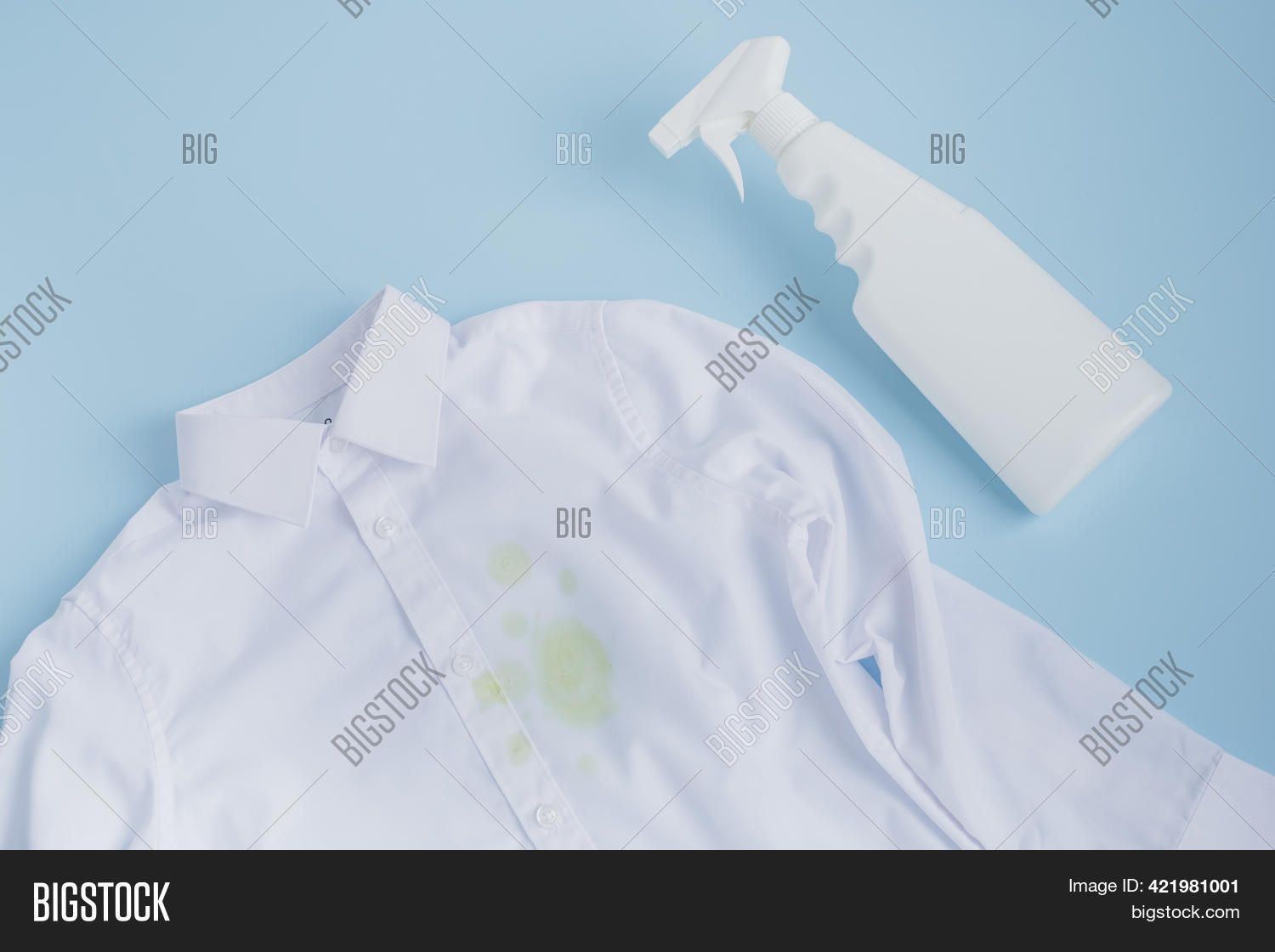 Spray Bleach Plastic Image & Photo (Free Trial) | Bigstock