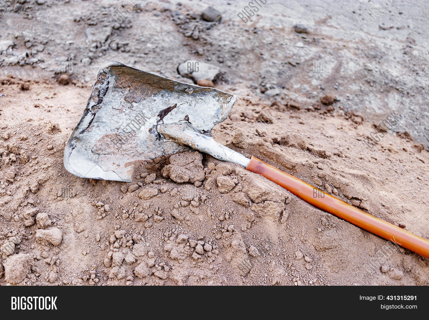 Shovel Construction Image & Photo (Free Trial) | Bigstock