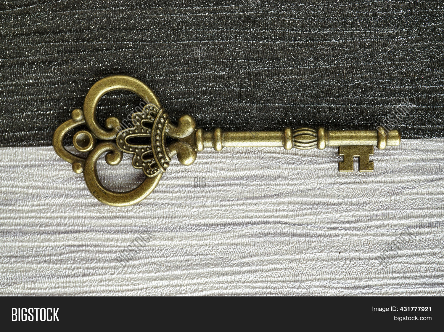 Bronze Keys Ornamental Image & Photo (Free Trial) | Bigstock