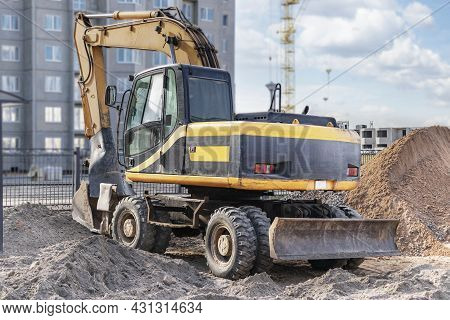 Heavy Crawler Image & Photo (Free Trial) | Bigstock