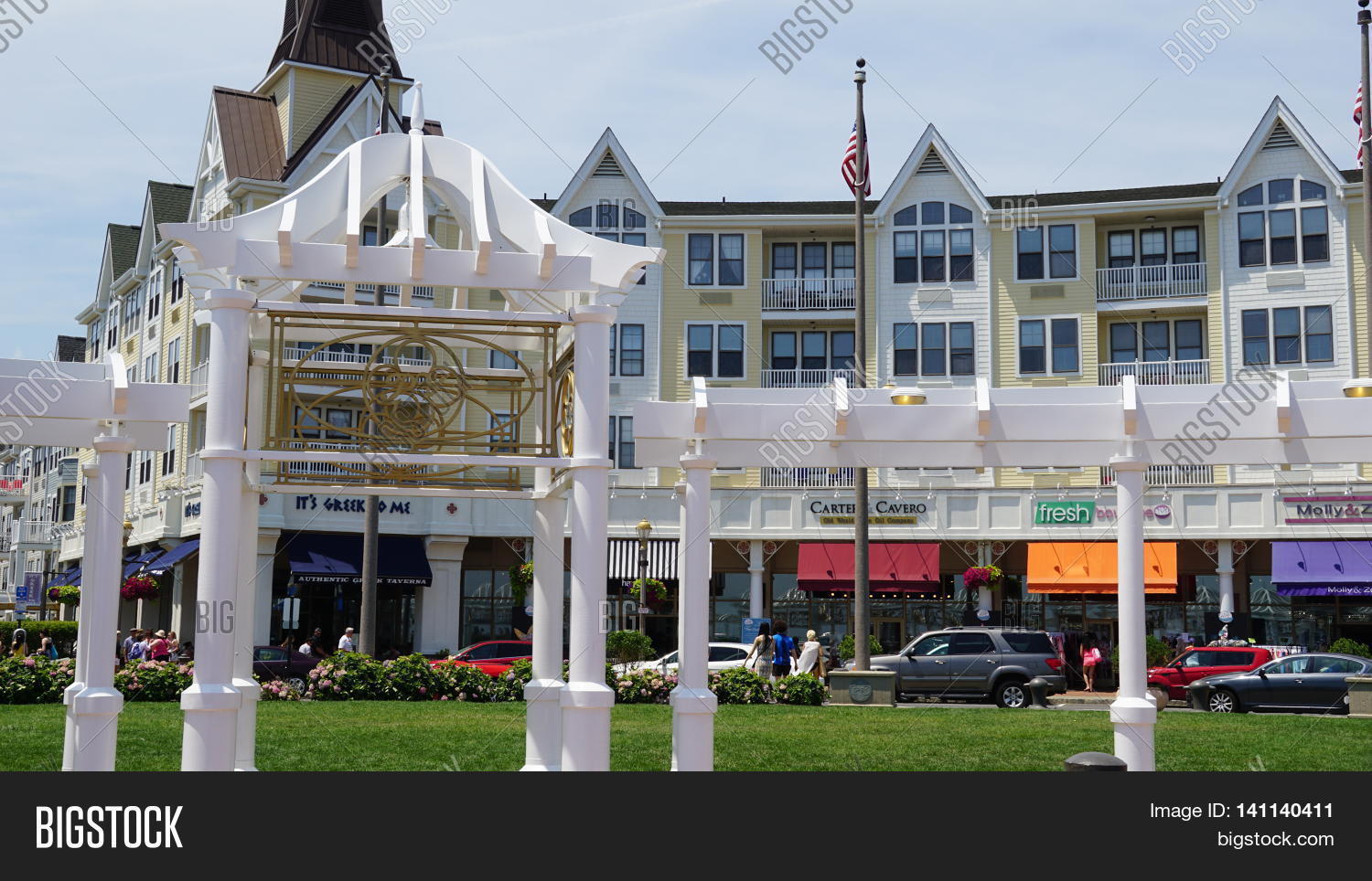 LONG BRANCH, NJ - JUL Image & Photo (Free Trial) | Bigstock