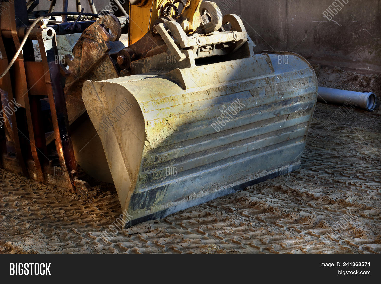 Large Excavator Bucket Image & Photo (Free Trial) | Bigstock