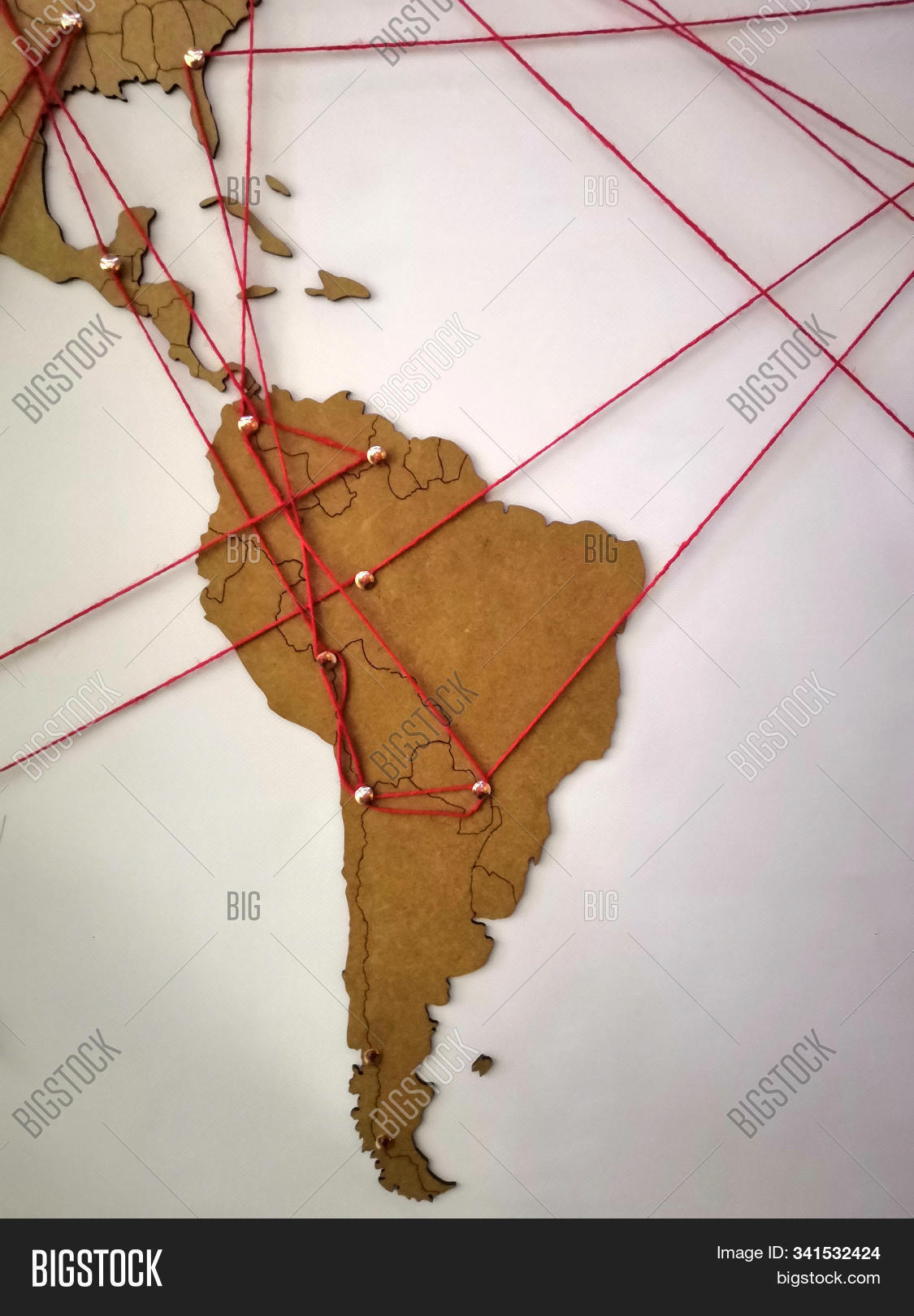 Detective Board Image & Photo (Free Trial) | Bigstock