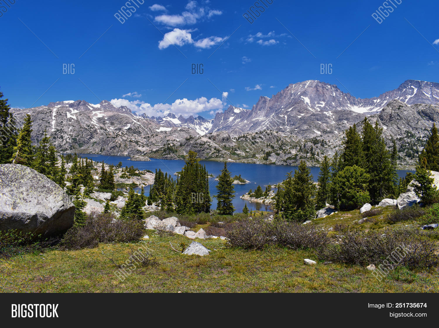 Island Lake Wind River Image & Photo (Free Trial) | Bigstock