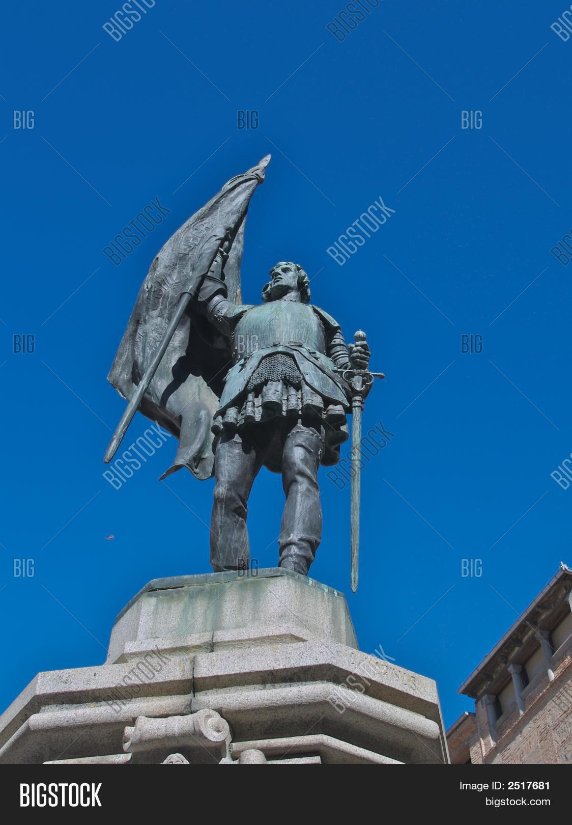 Segovia Statue Town Image & Photo (Free Trial) | Bigstock