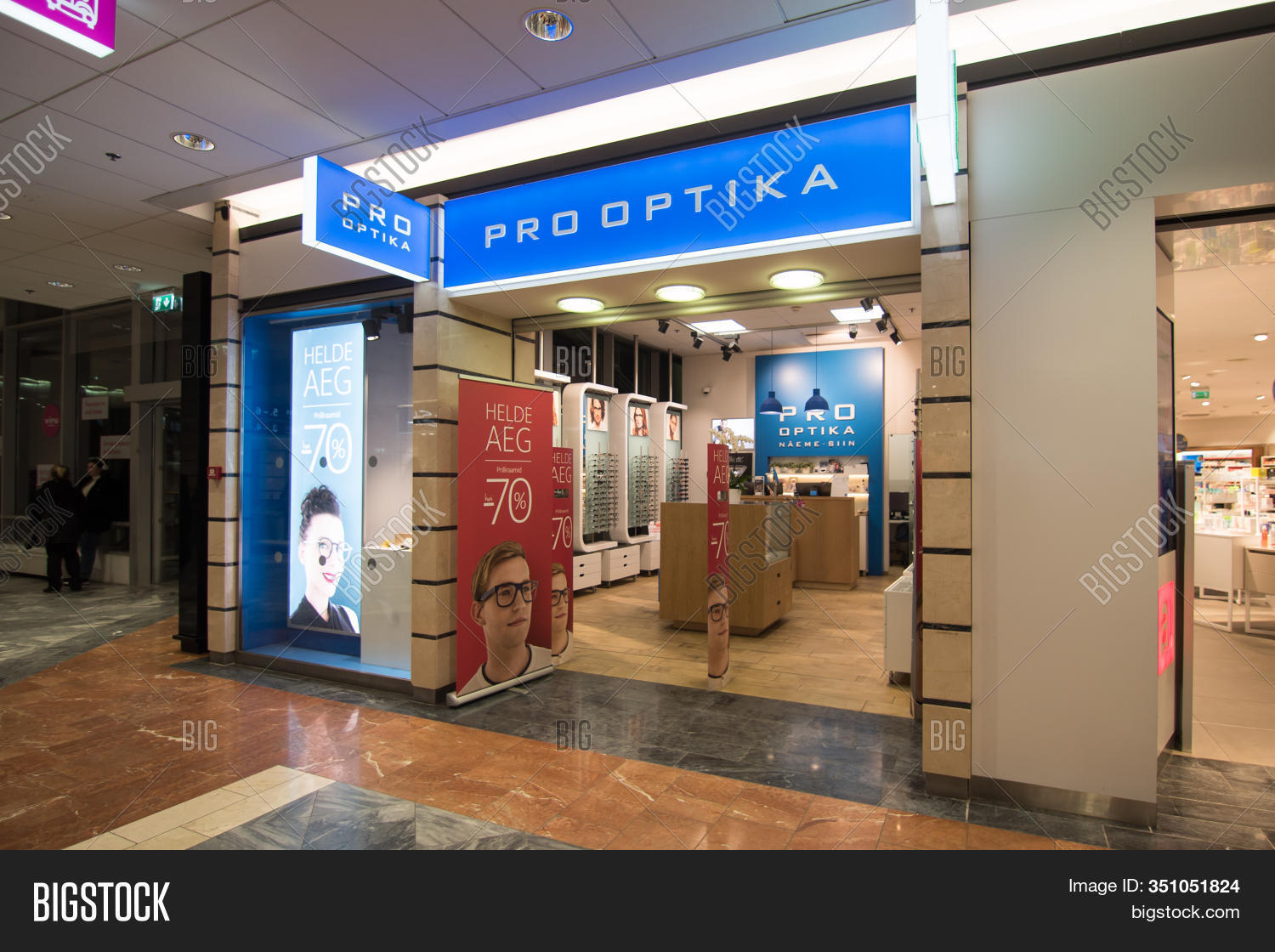 Pro Optika Shop Facade Image & Photo (Free Trial) | Bigstock