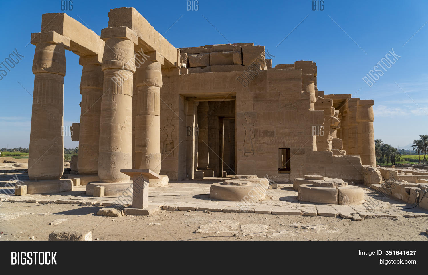 Ramesseum Memorial Image & Photo (Free Trial) | Bigstock