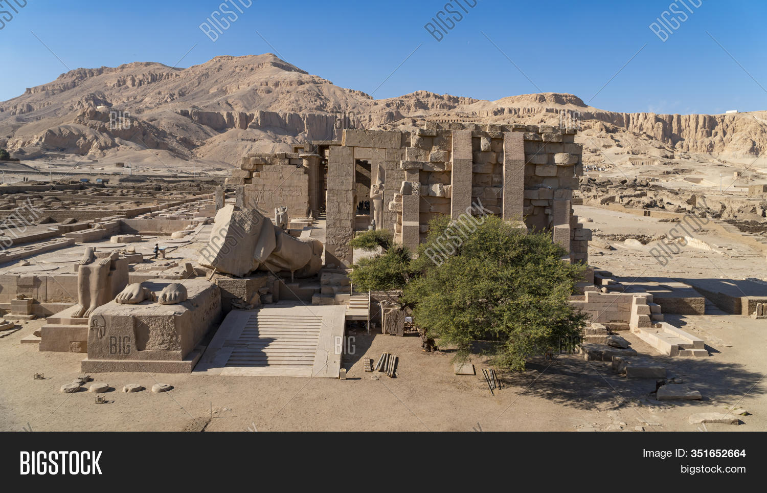 Ramesseum Memorial Image & Photo (Free Trial) | Bigstock