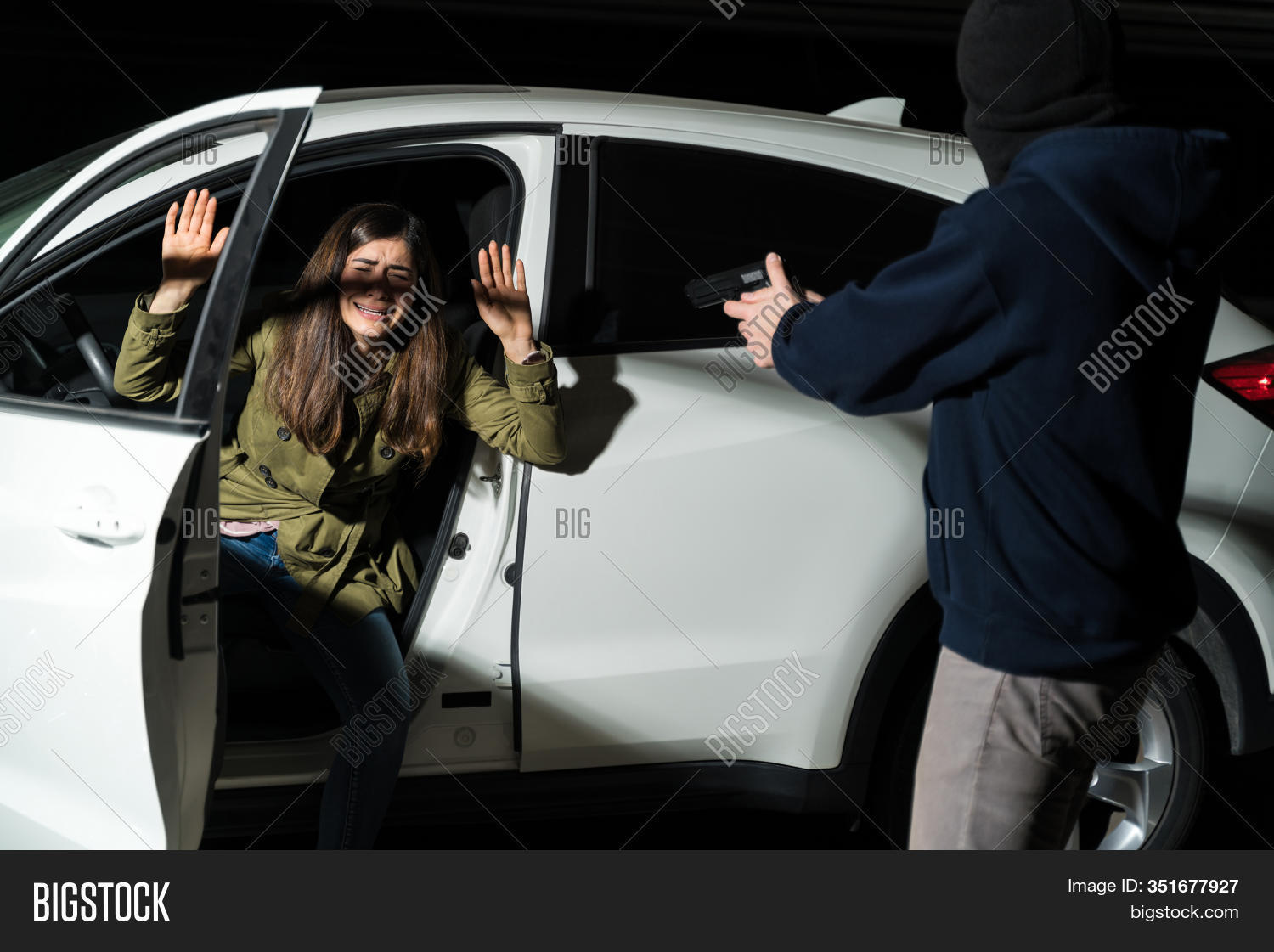 Robber Pointing Gun Image & Photo (Free Trial) | Bigstock