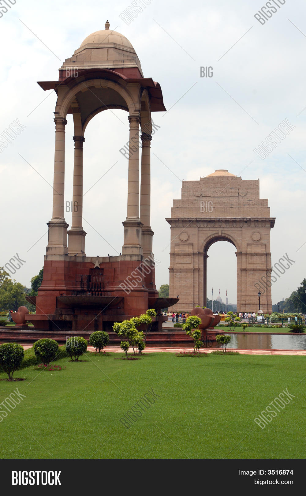 India Gate New Delhi Image & Photo (Free Trial) | Bigstock