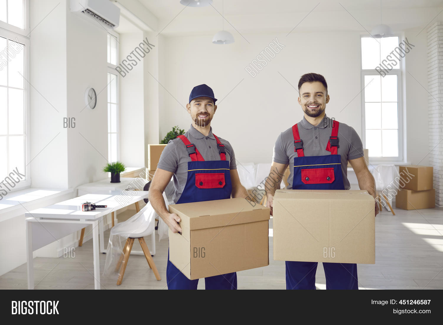 Male Loaders Cardboard Image & Photo (Free Trial) | Bigstock