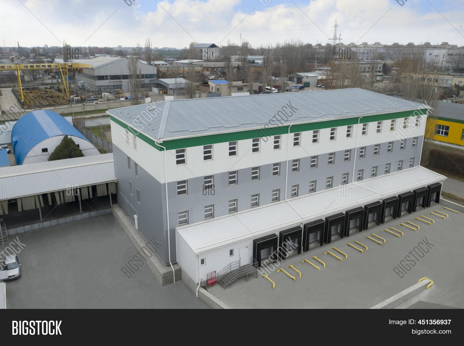 Aerial View Warehouse Image & Photo (Free Trial) | Bigstock