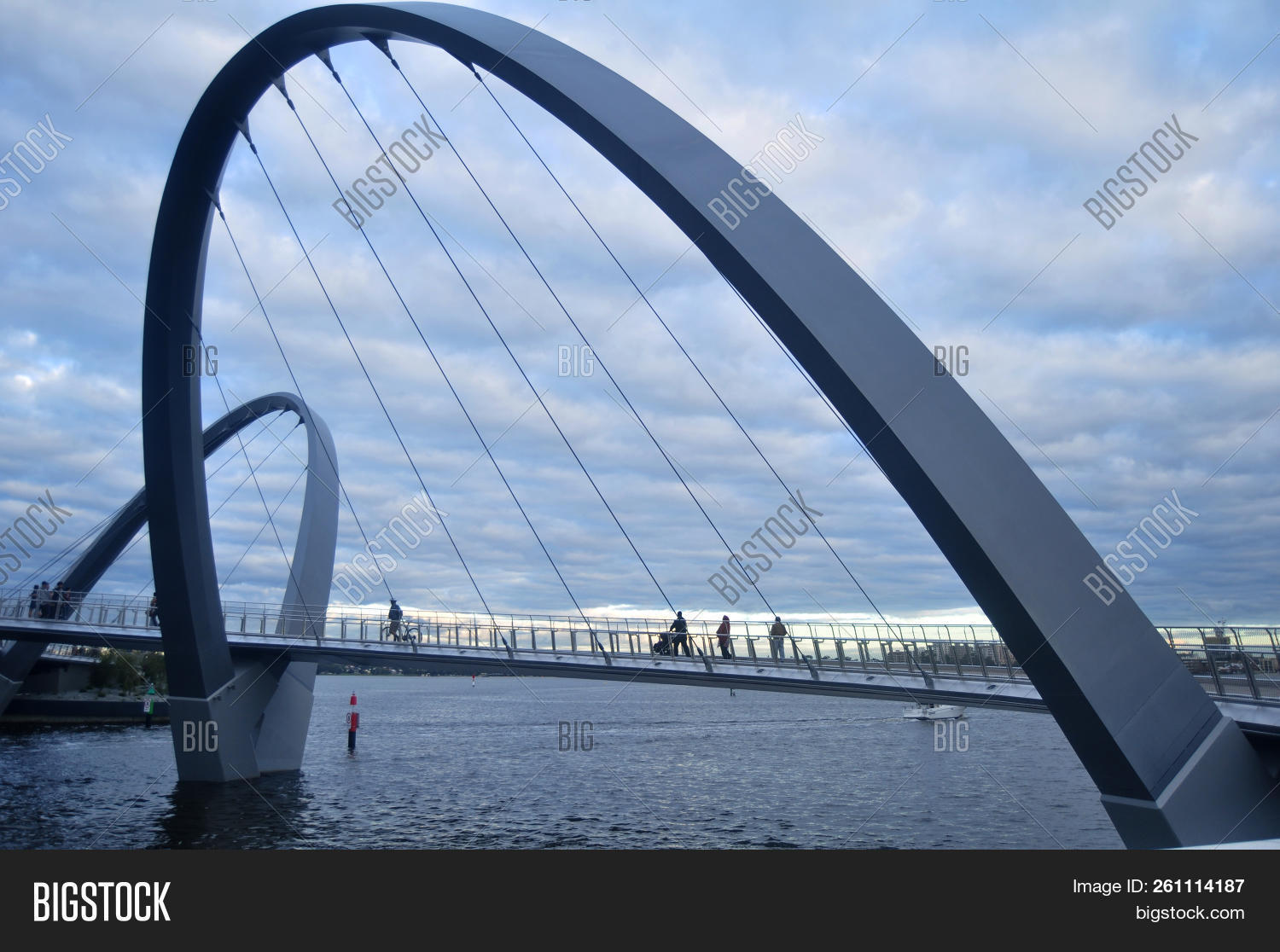 Elizabeth Quay Bridge Image & Photo (Free Trial) | Bigstock