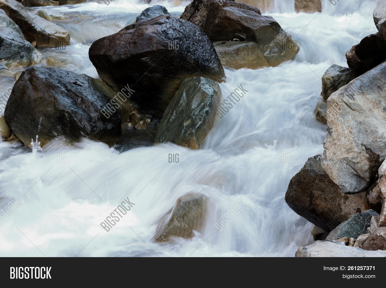 Natural Flowing Hot Image & Photo (Free Trial) | Bigstock