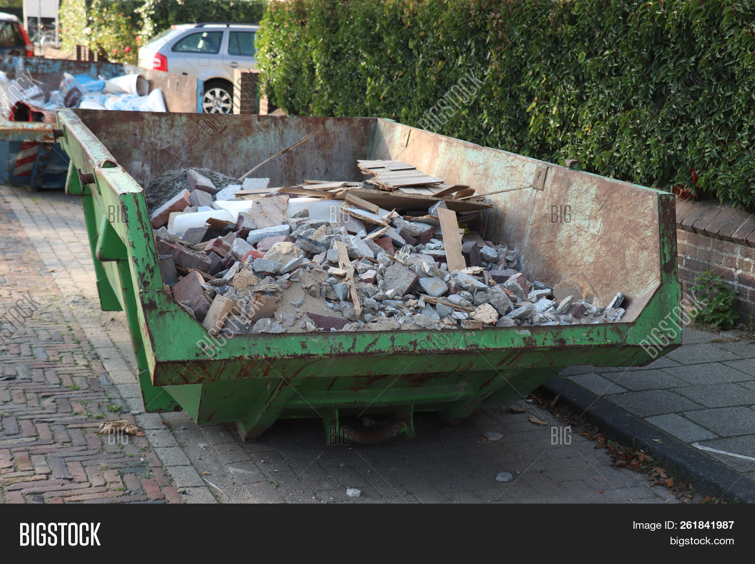 Loaded Dumpster Image & Photo (Free Trial) | Bigstock