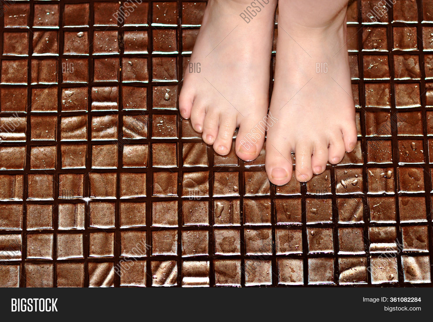 Childs Feet On Wet Image & Photo (Free Trial) | Bigstock